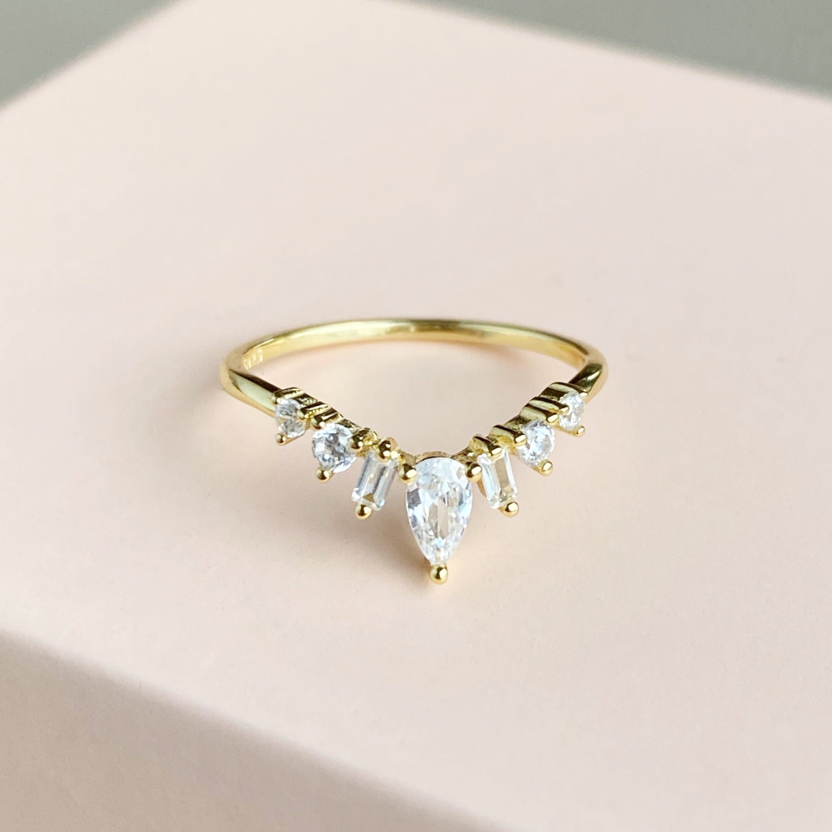 Curved band – lpljewelry